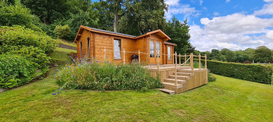 Wooden Lodge Cabin - Luxury Lodge Cabins - Timber Building Specialists